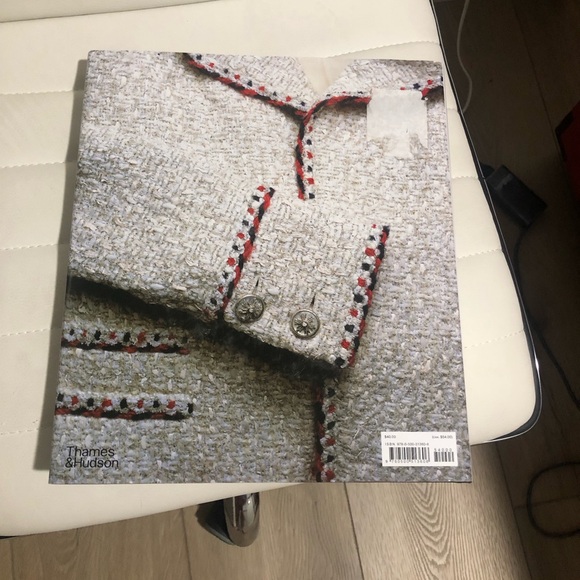 CHANEL | Accents | Chanel Collections And Creations Large Coffee Table ...
